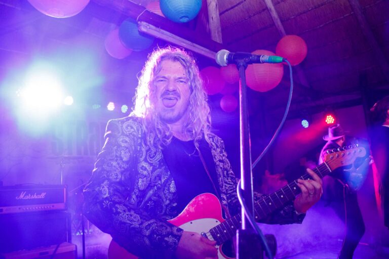 Band Line-up – STRAB